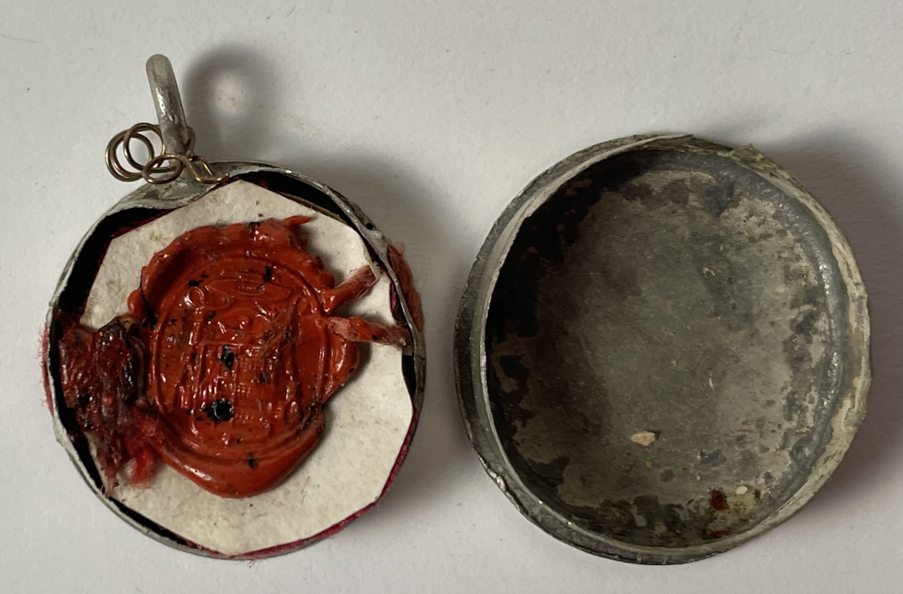 Russian Store - Small reliquary theca with relic of St. Anthony of Padua