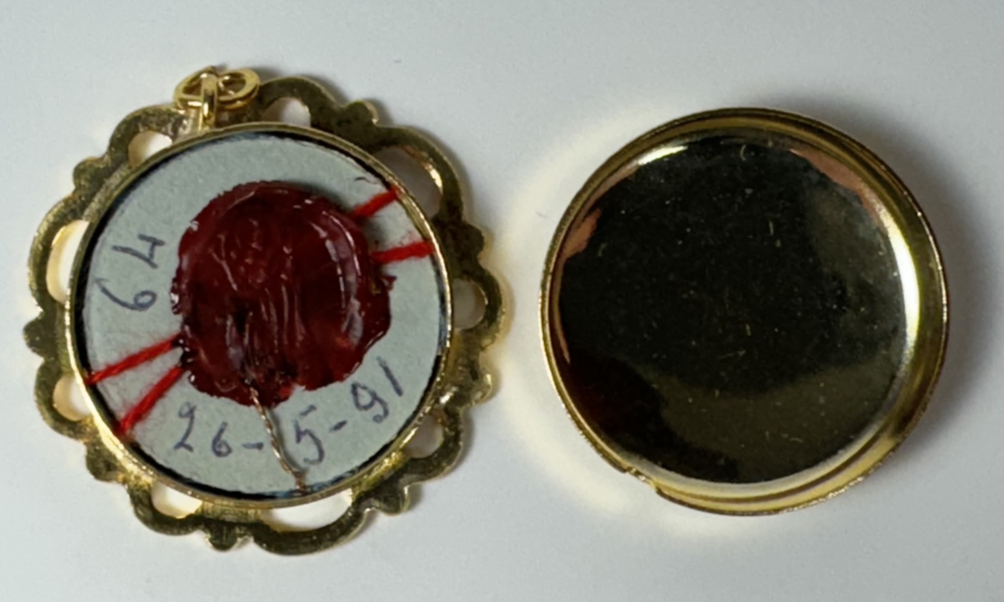 Russian Store - 1991 Documented reliquary theca with relic of the ...